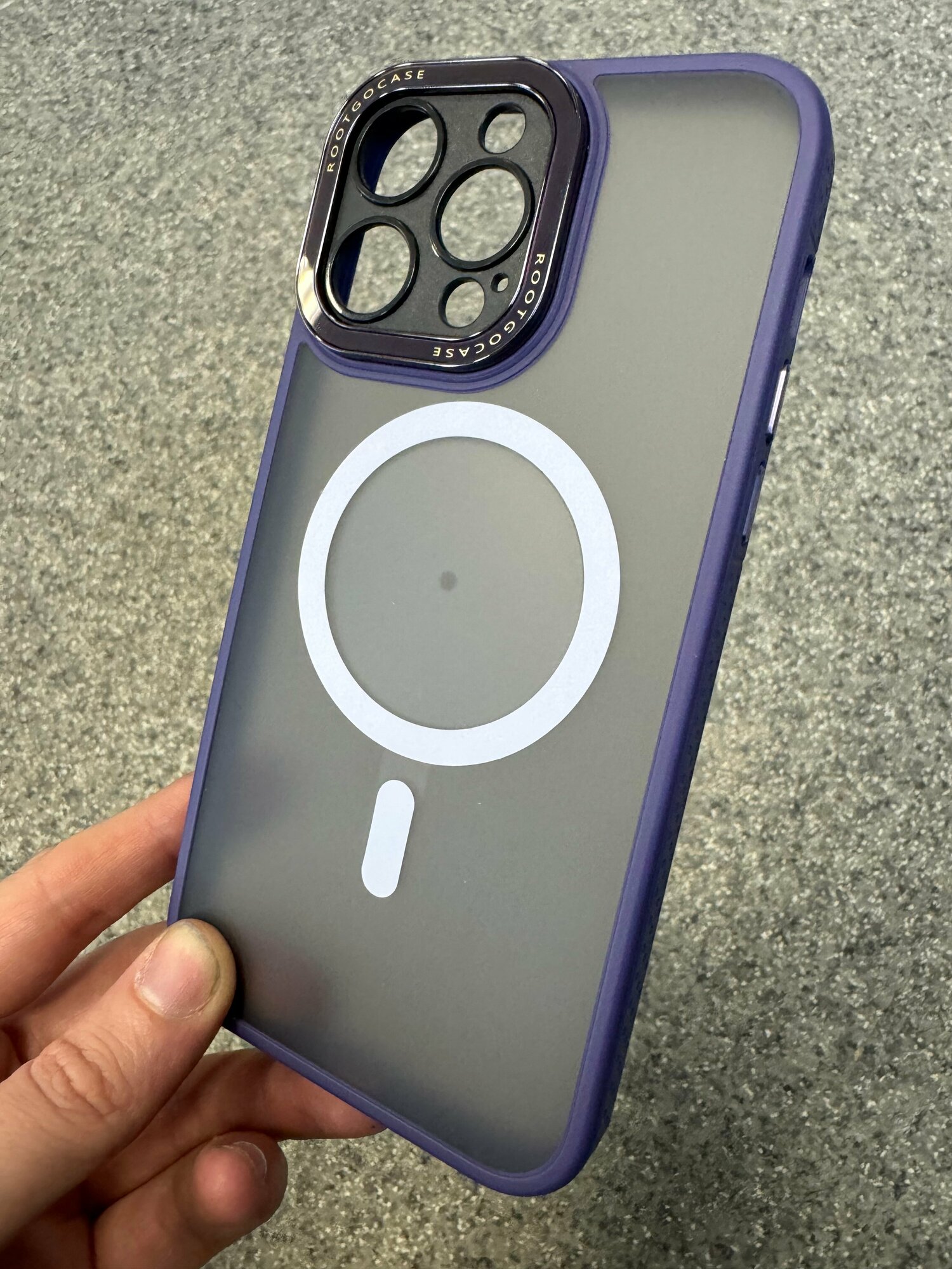 Чехол панель накладка бампер MyPads Kiakeis для iPhone 14 Pro пластиковая крышка прозрачная полная окантовка с Macsafe и защитой камеры фиолетовый.