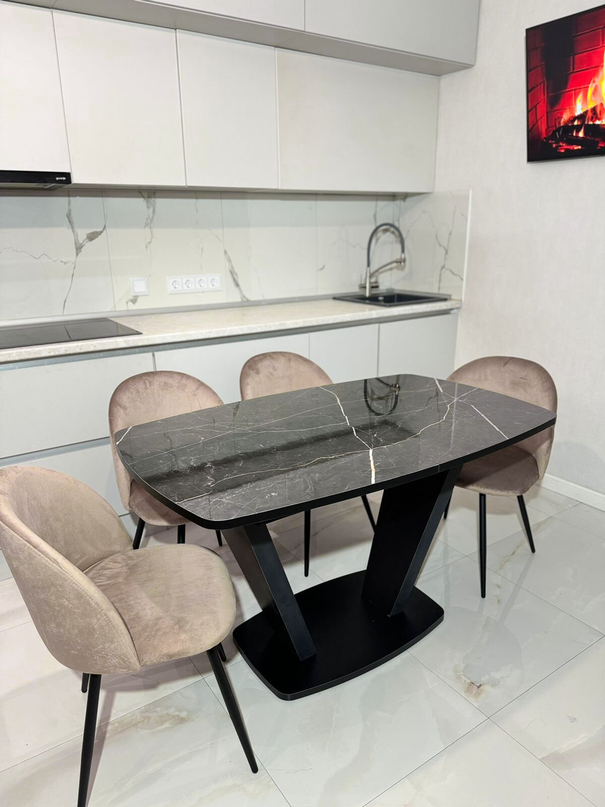 Кухонный стол и стулья комплект Обеденная группа