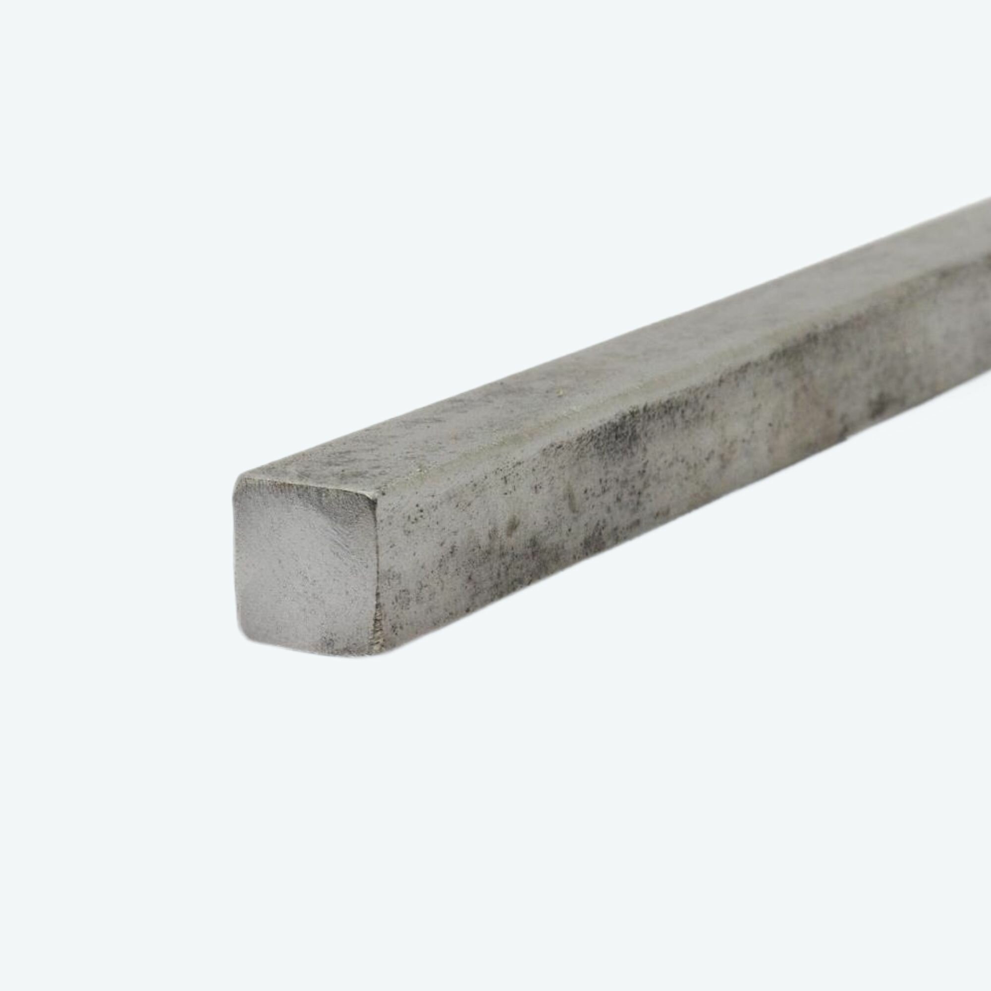 Квадрат металлический (20х20 - 2М)