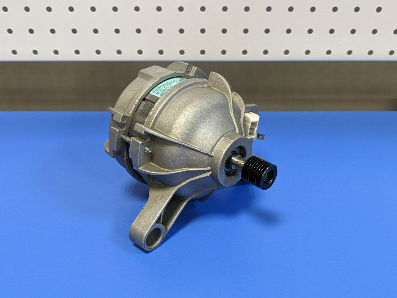 Двигатель стиральной машины Haier (WB102D30C01)