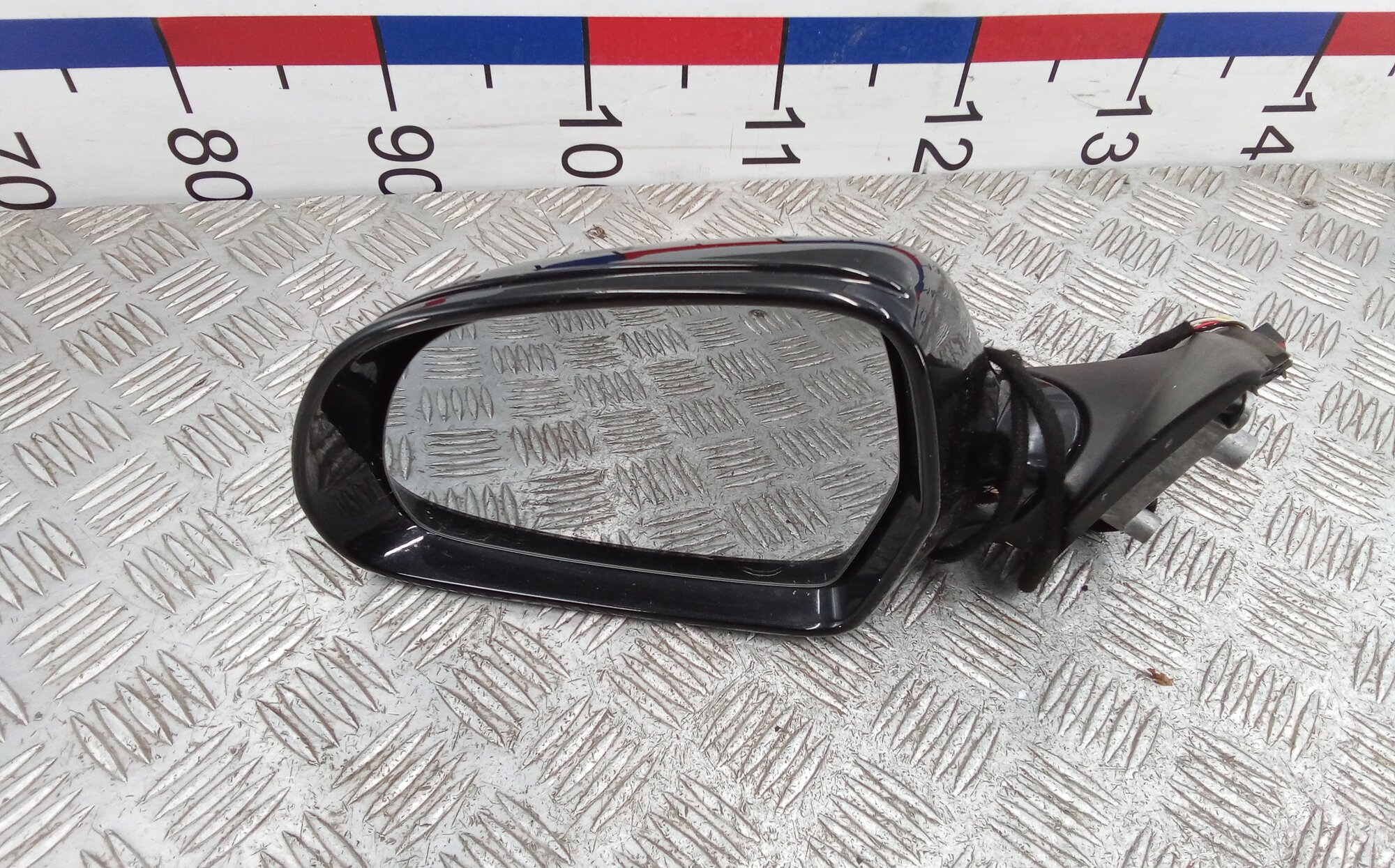 Зеркало наружное левое SKODA SUPERB 2, Номер 3T2857507BH