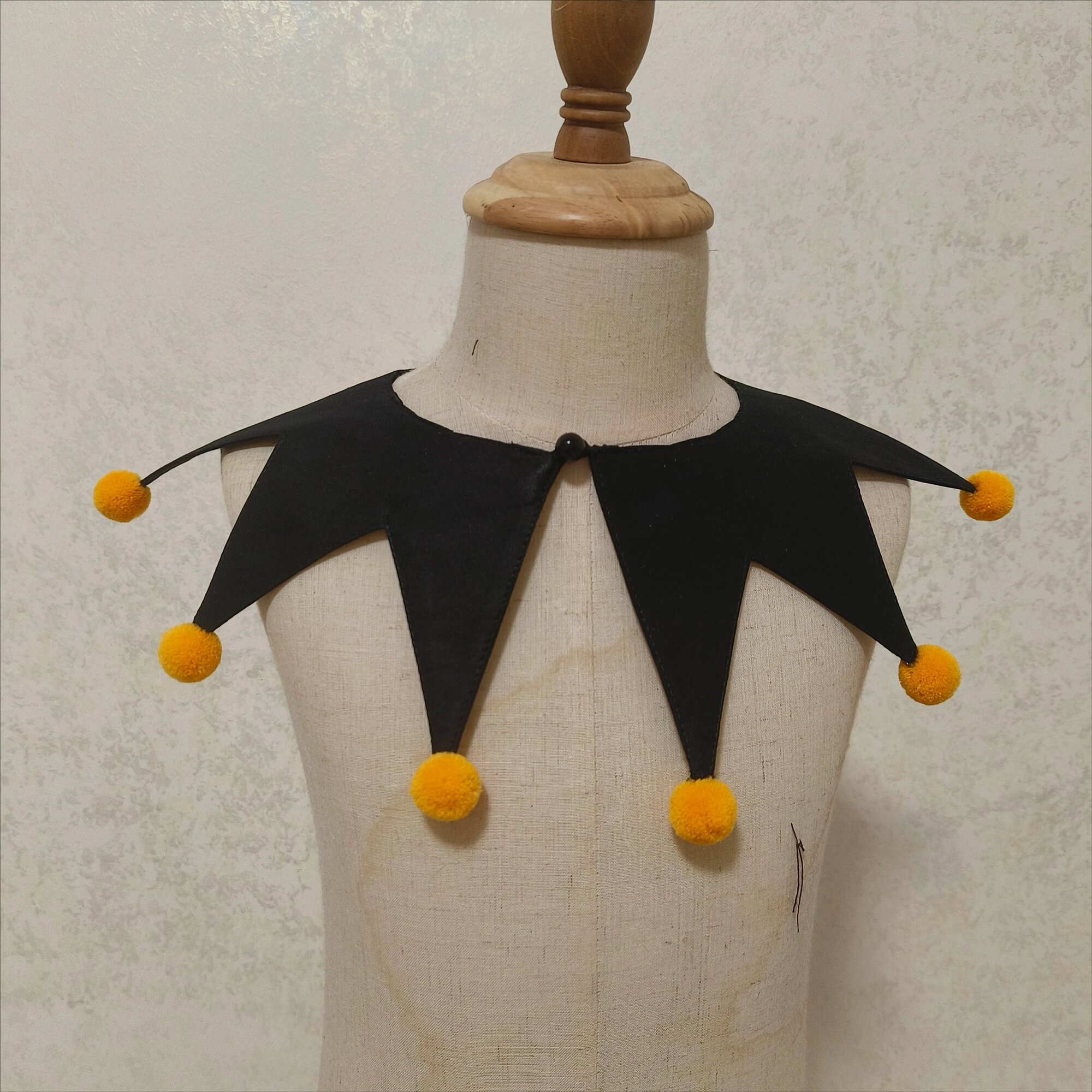 Хэллоуин Красочный и универсальный пушистый шаровой воротник клоуна для выступлений Child40cm