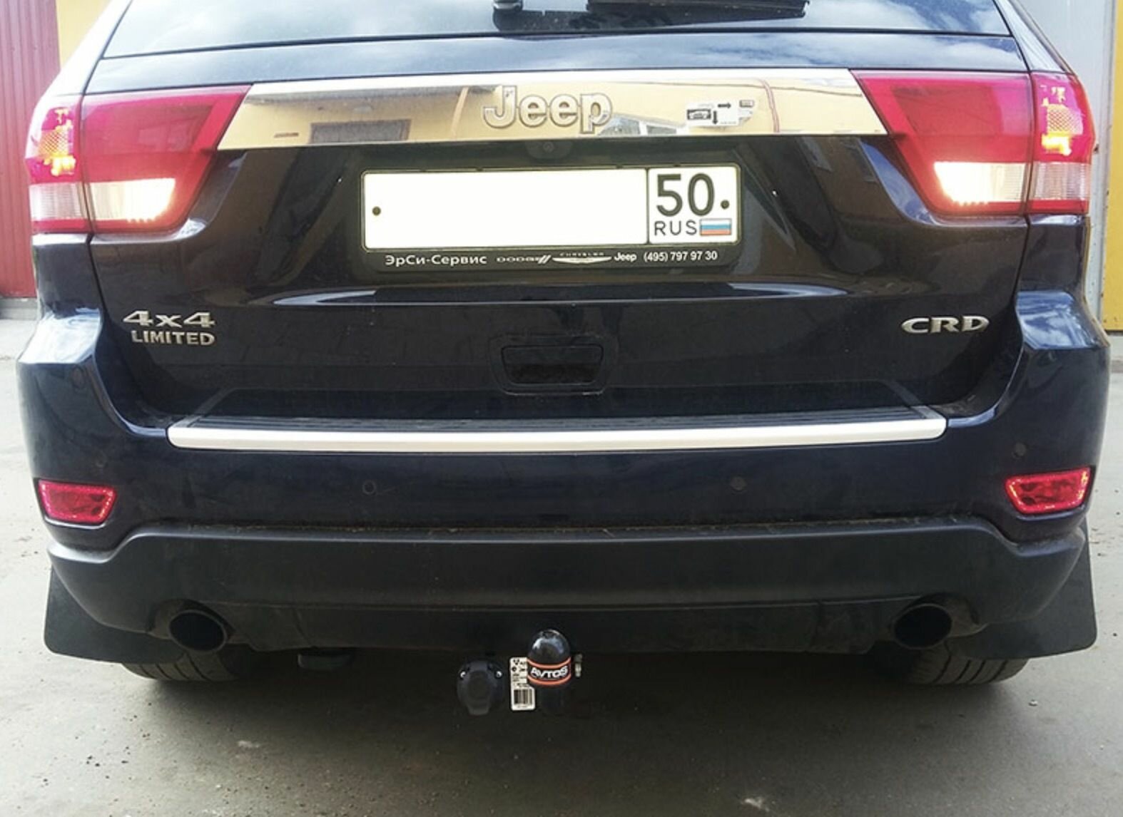 Фаркоп на JEEP GRAND CHEROKEE (2011-) (без электрики, паспорт/сертификат в комплекте) Автос. JW 03