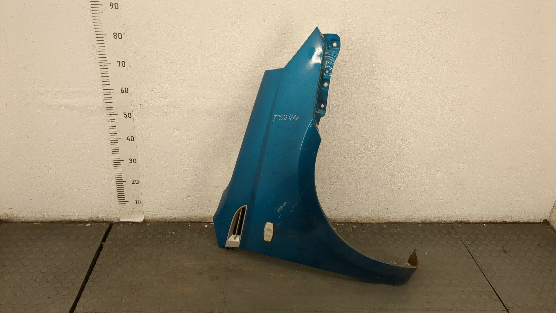 Крыло правое переднее Chevrolet Aveo (T250 / 255) Б/У