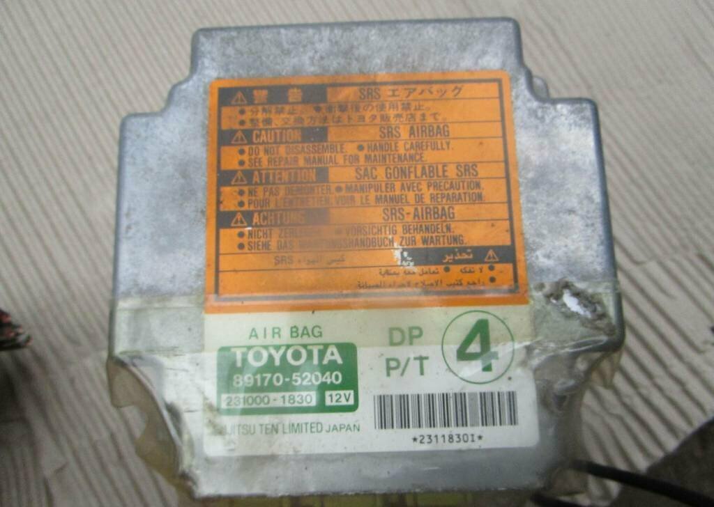 Блок управления airbag Toyota Yaris XP10 2001 8917052040
