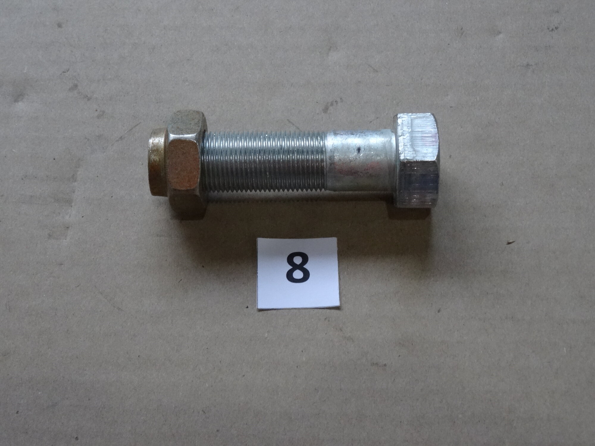 Болт М20х1,5х70 фаркопа с гайкой самоконтр.(кл. пр.8.8)