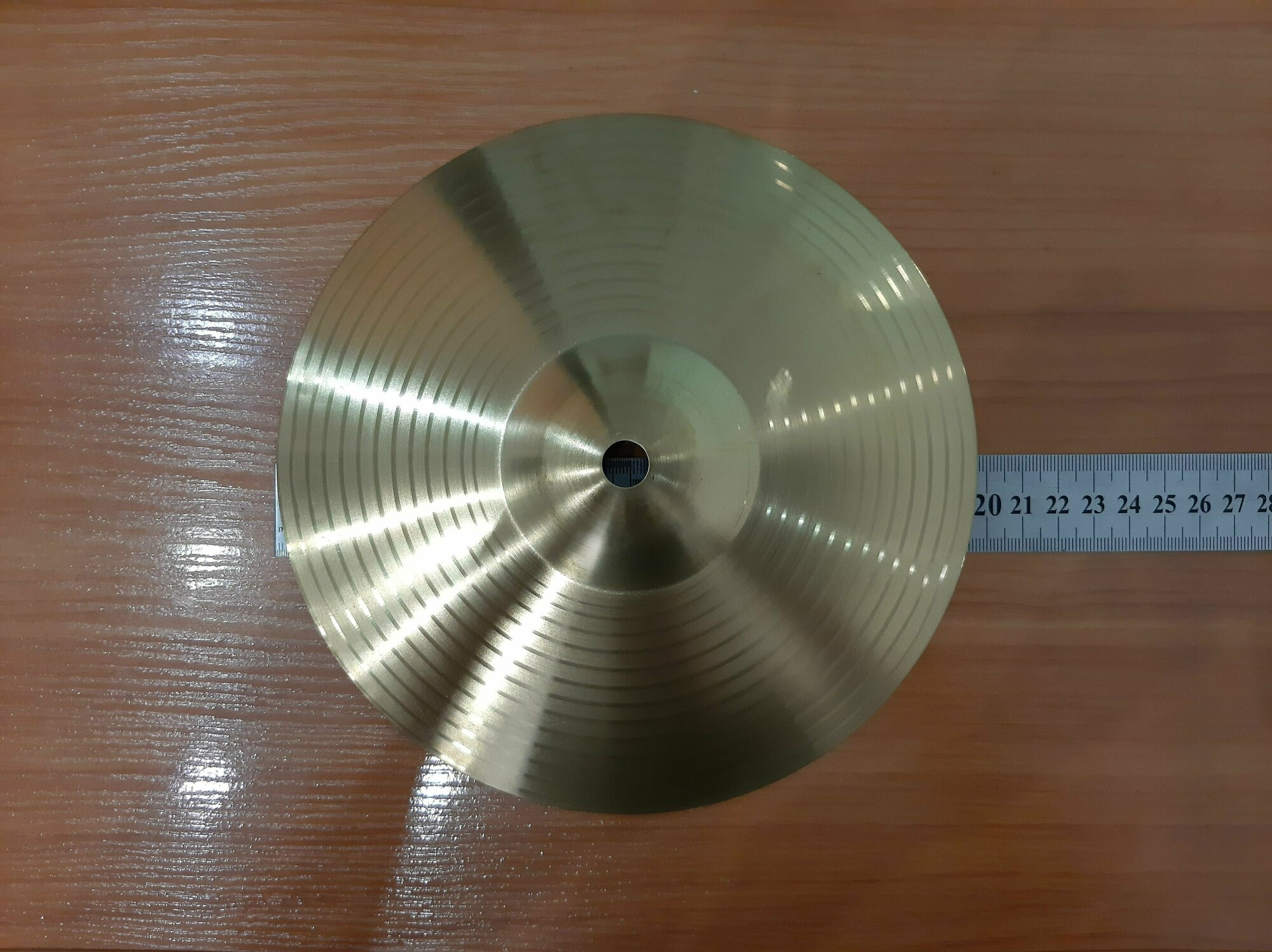 Тарелка сплэш 20 см. (около 8 дюймов). Товар уцененный