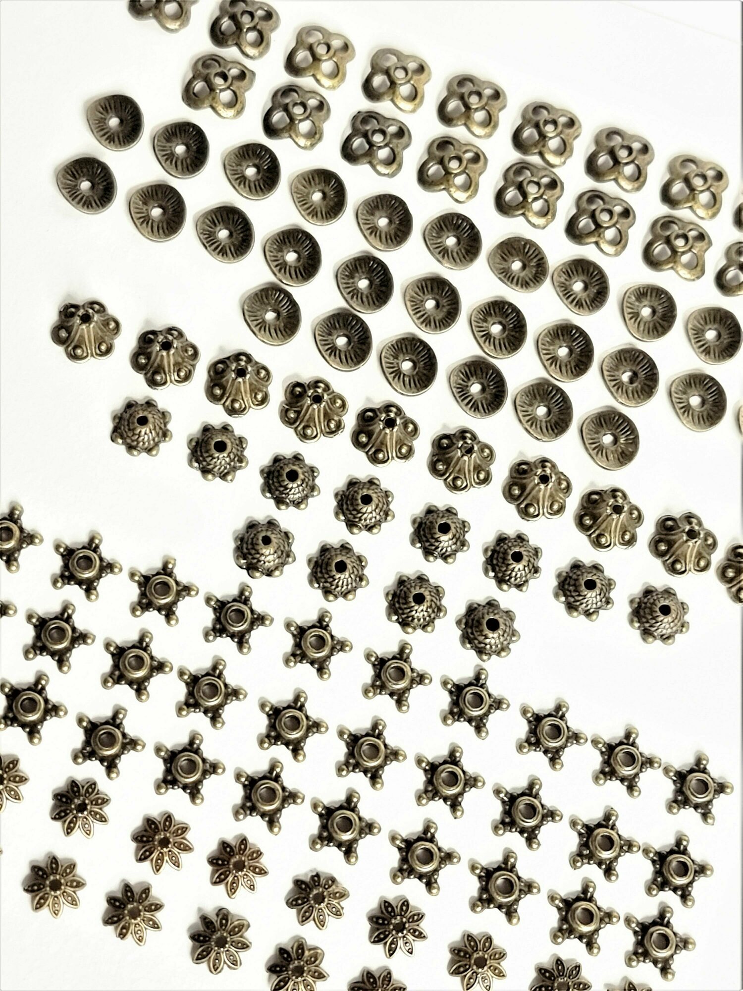 Шапочки для бусин 7-9мм. Бронза-6. 120шт.