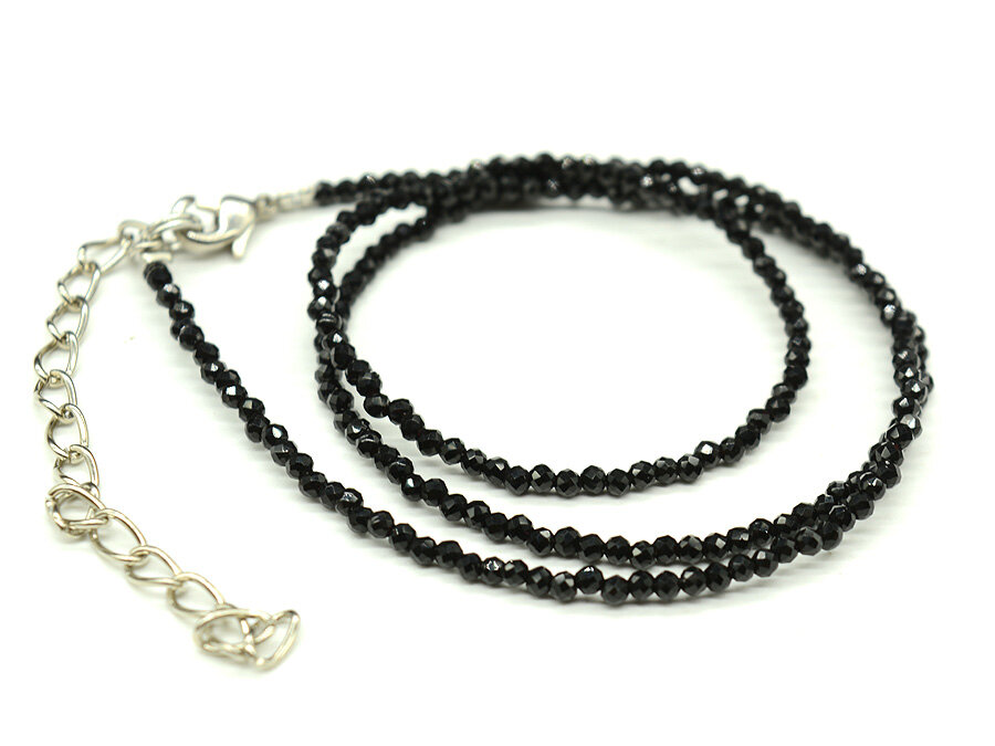 Чокер, шпинель