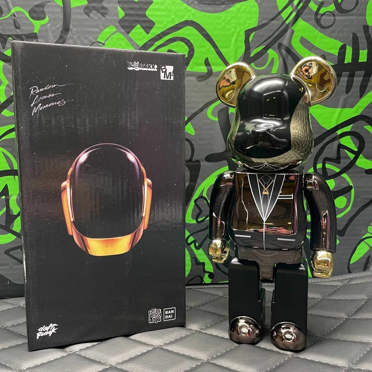 Фигурка Bearbrick "Daft Punk", ABS-пластик, хромированная, 28см, от 10лет
