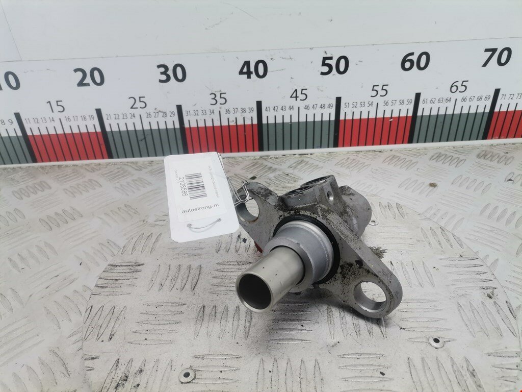 Цилиндр тормозной главный Opel Astra J арт. 2108586