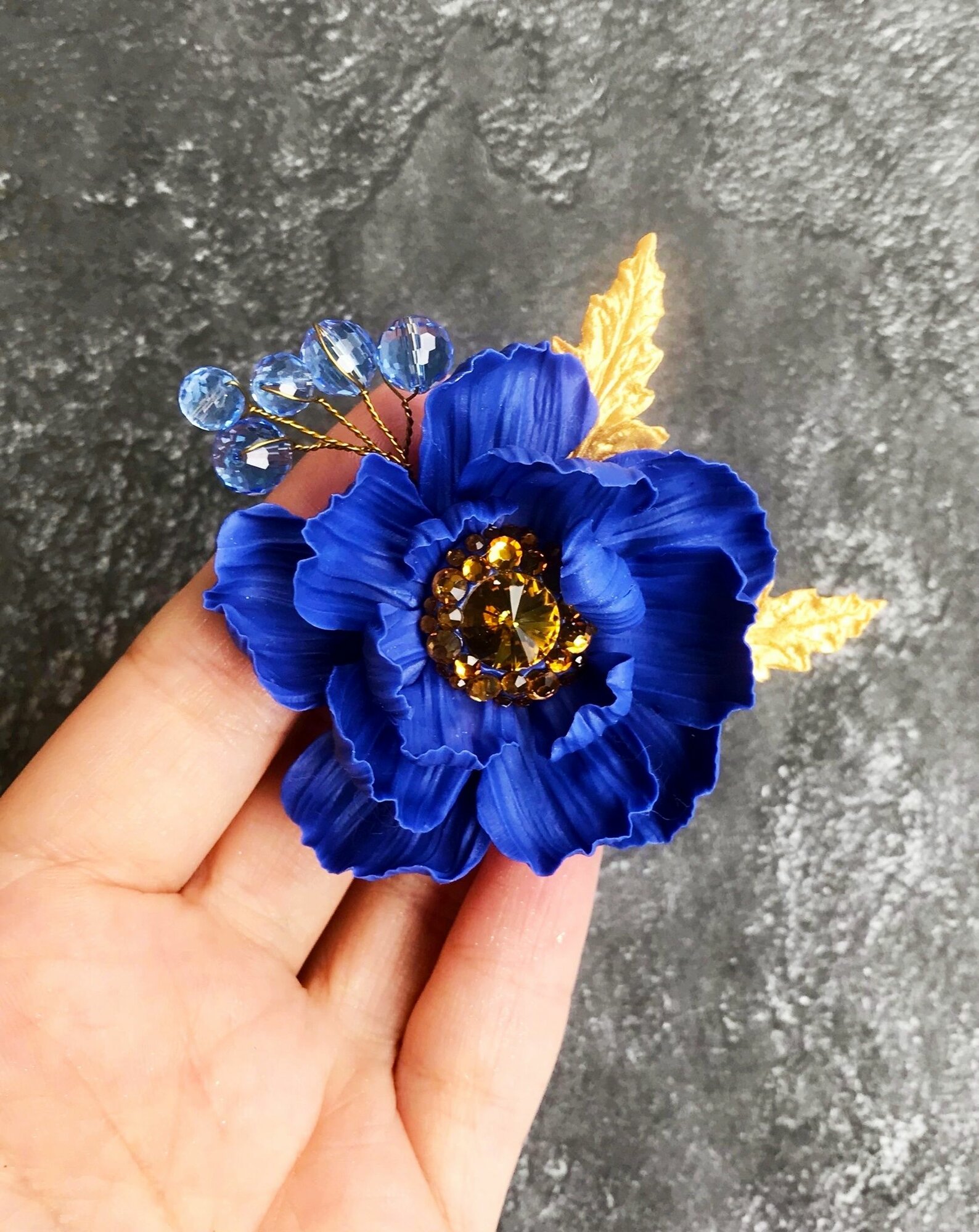 Брошь, хрусталь