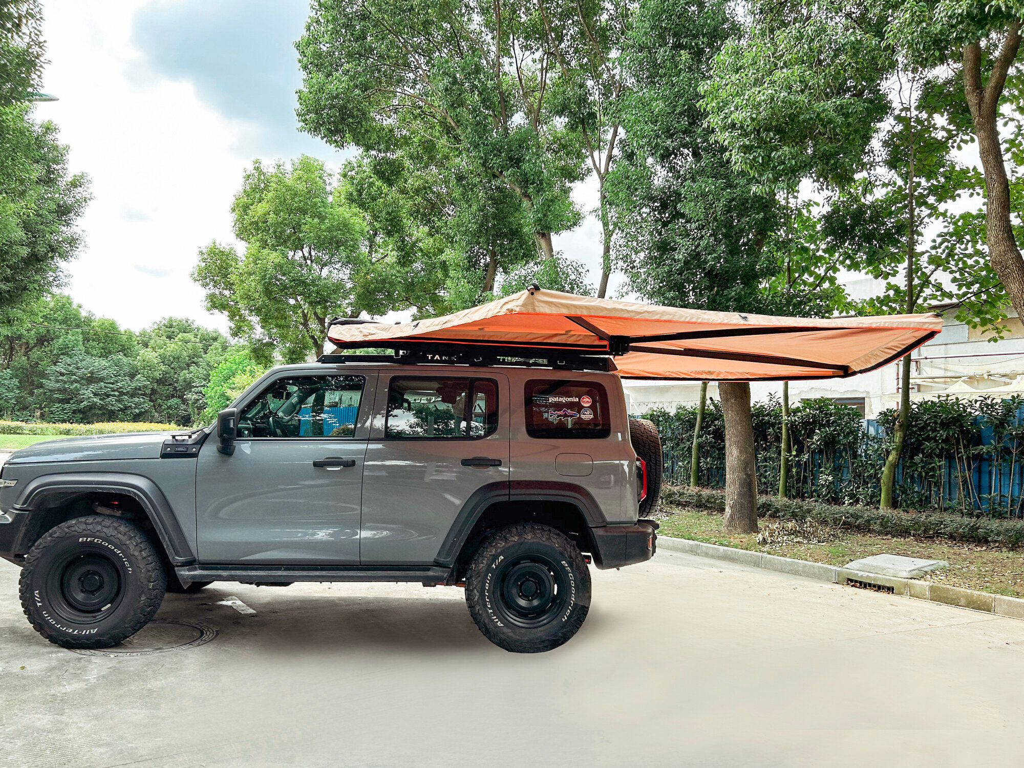 Маркиза автомобильная РИФ веерная 2,5х2,5 м (левая), песочный