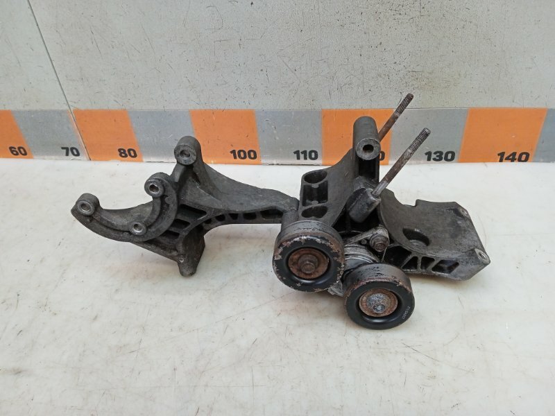 Б/У и ГУР, Дэу Магнус Кронштейн кондиционера Daewoo Magnus 2002 V200 349150 DAEWOO арт. 96221420