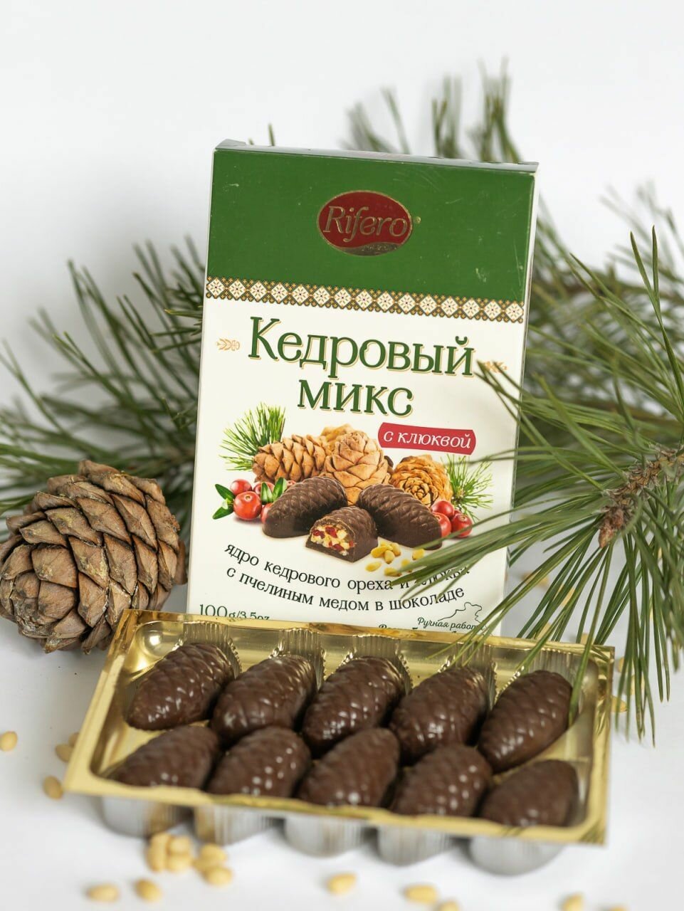 Шоколадные конфеты Кедровый микс с клюквой и черникой — фото 1