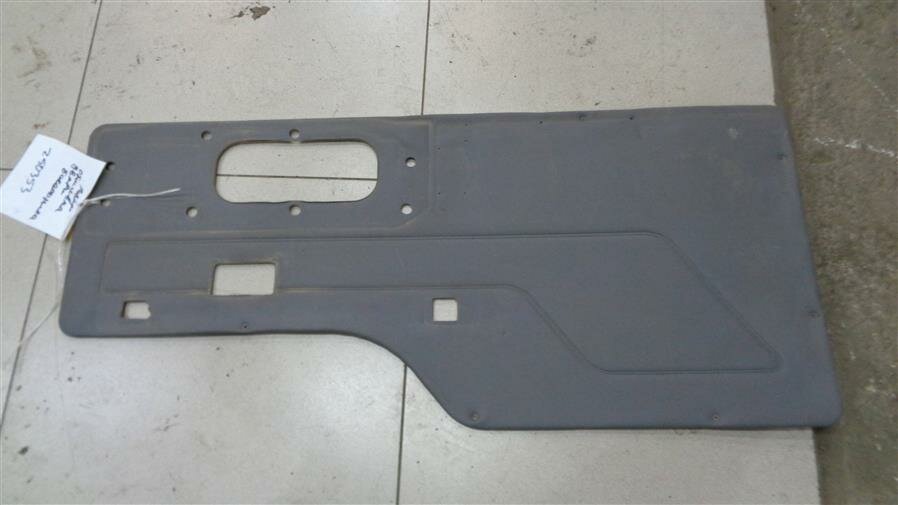 Обшивка двери багажника нижняя от Land Rover Discovery 1 1989-1998