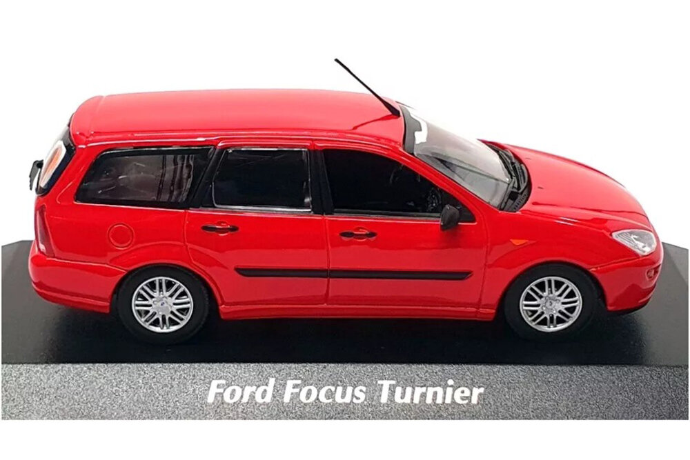Модель коллекционная MAXICHAMPS Ford focus turnier 1998 red — фото 1