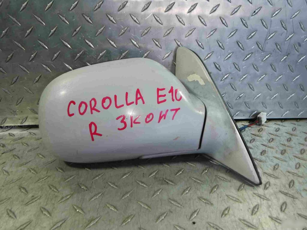 Зеркало правое электрическое Toyota Corolla VIII (1995—2000) 879101E560