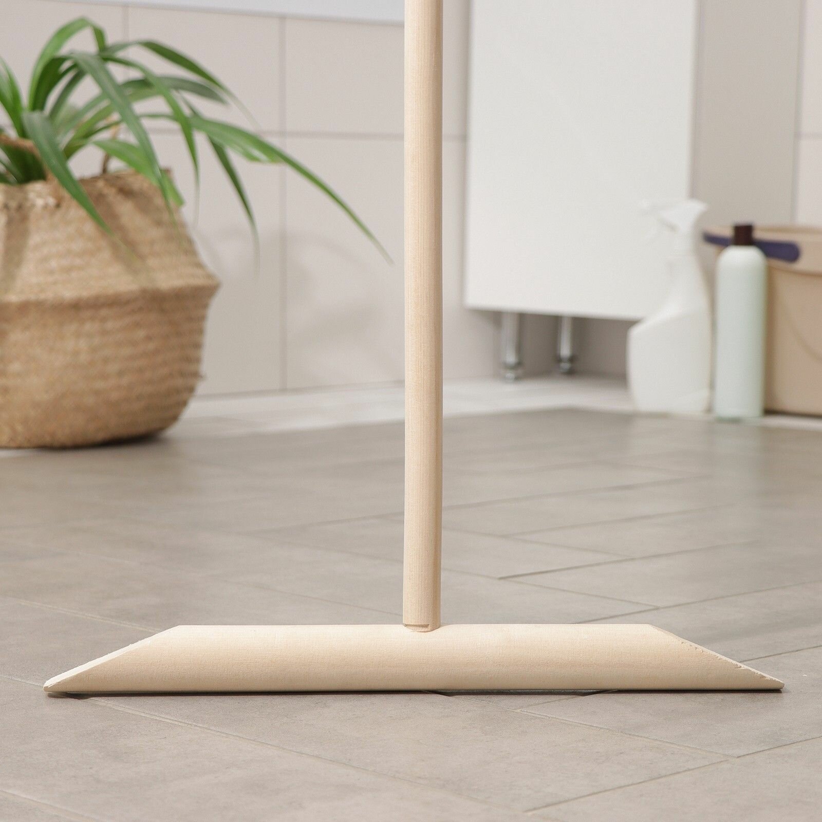 Швабра деревянная для мытья пола, длина: 120 см, диаметр: 2 см