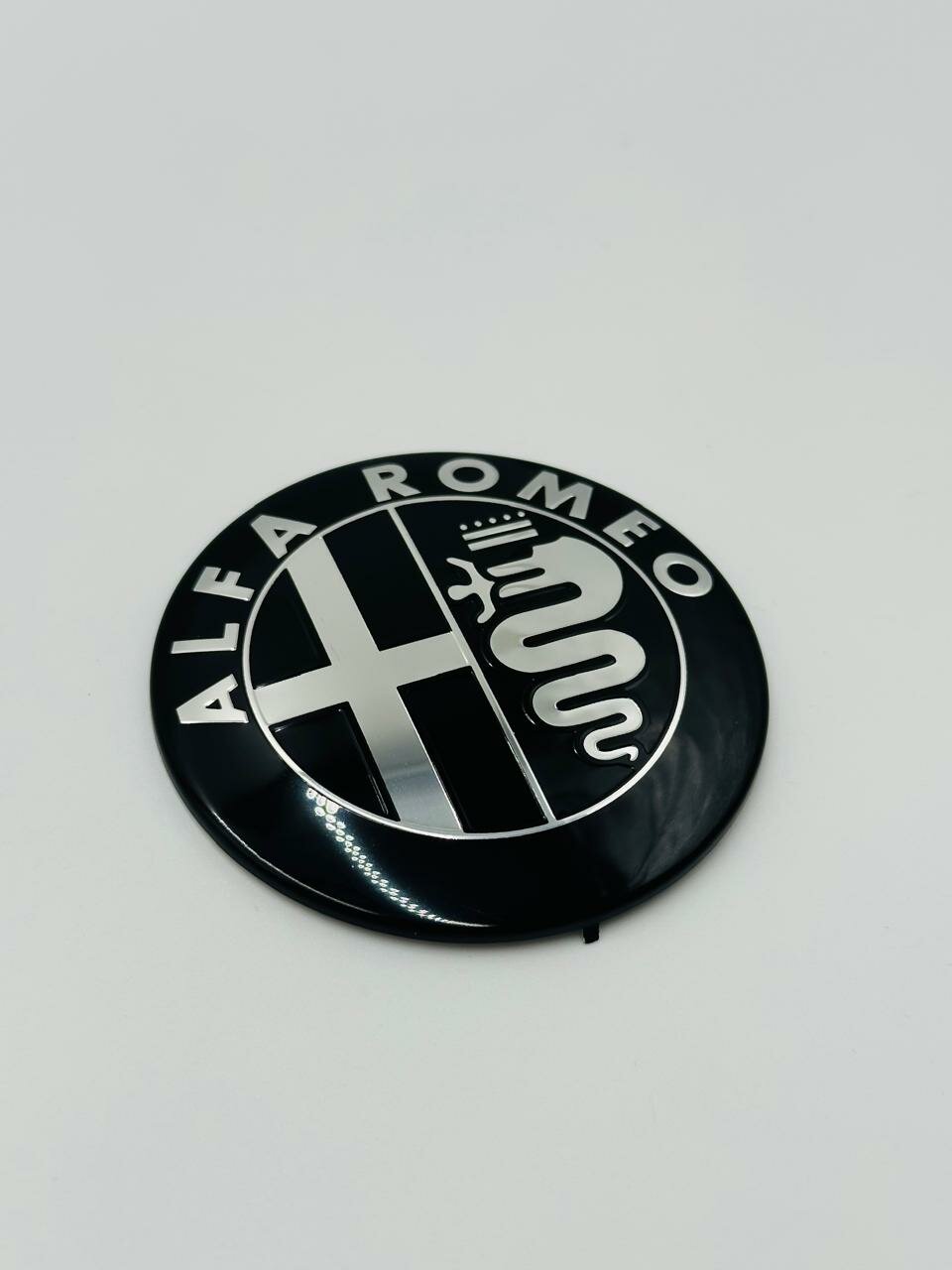 Эмблема капота или багажника Альфа Ромео 74мм