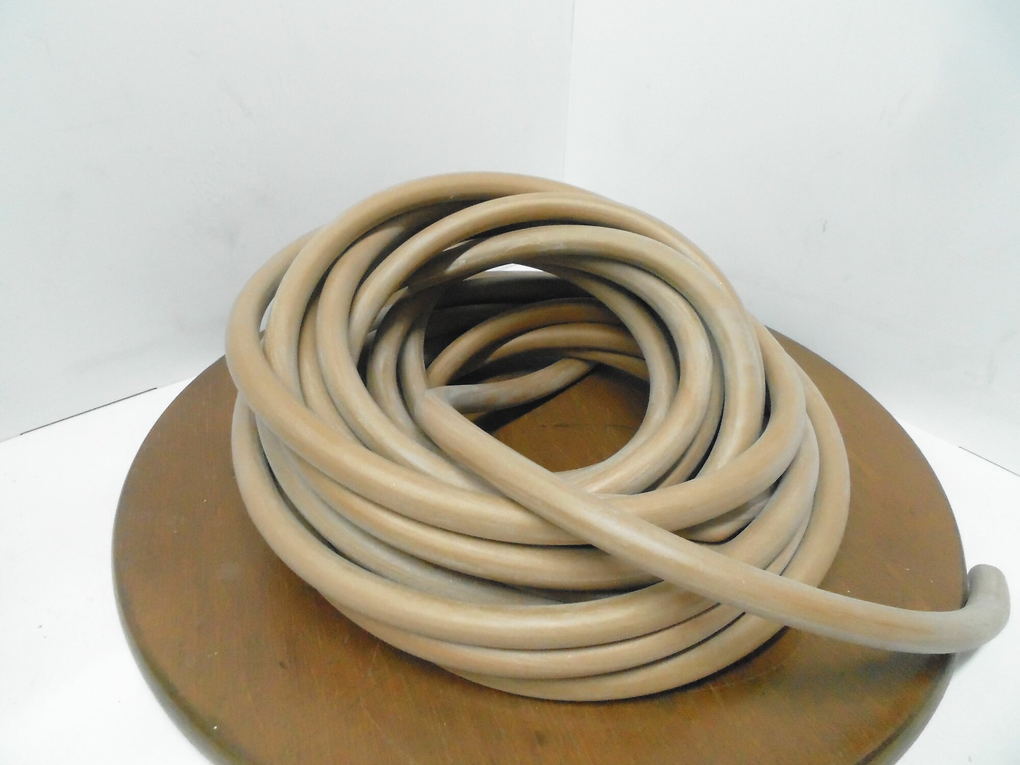 Трубка резиновая медицинская соединительная 8*1,5 мм 5 м