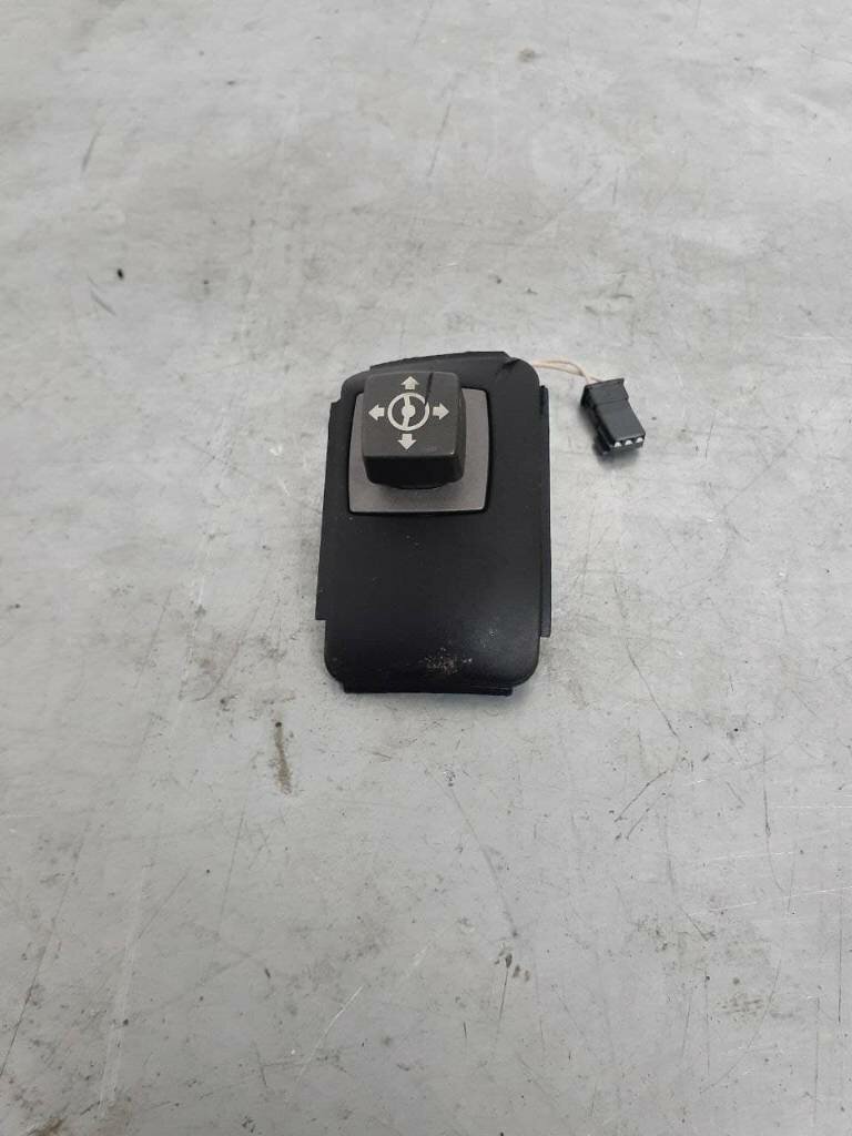 Выключатель регулировки рулевой колонки BMW 7 E65/E66 2002 6911535