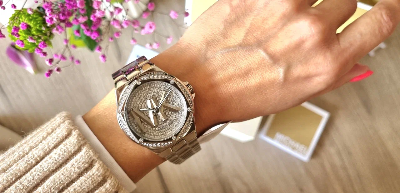 Наручные часы