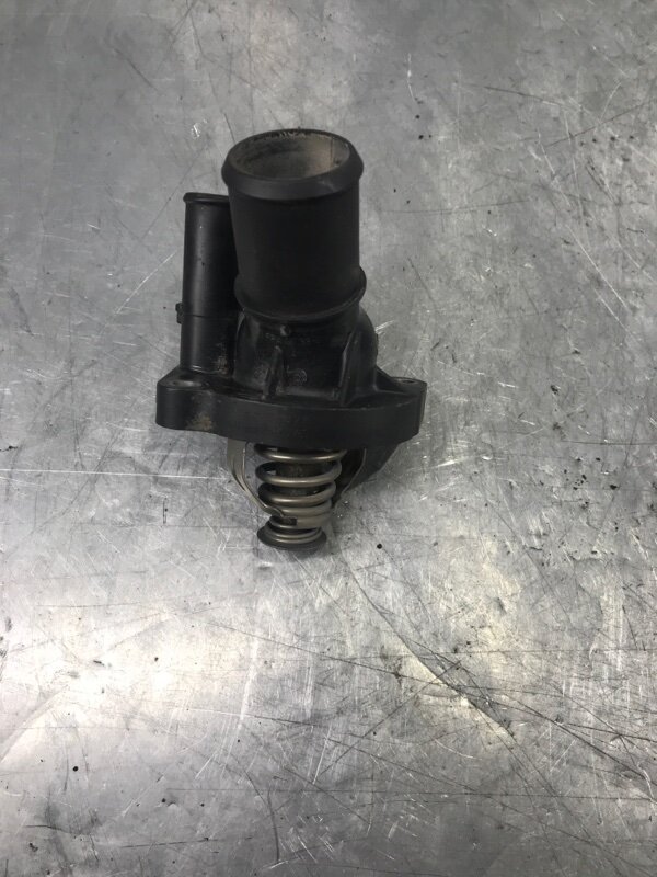 Корпус термостата Ford Focus CB4 2001-2008 5653258