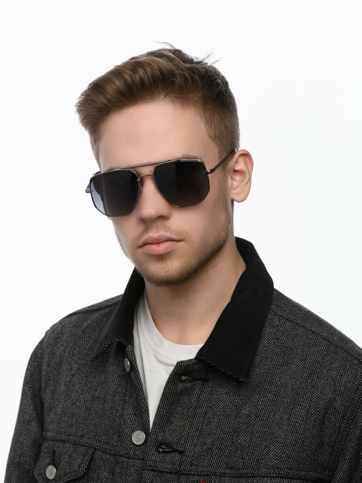 Солнцезащитные очки