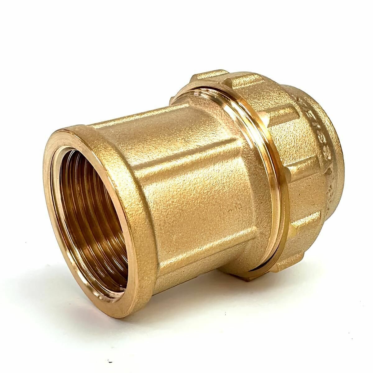 Муфта латунная с внутренней резьбой для труб ПНД 25 мм-3/4" ZEISSLER ZSr.151.012505