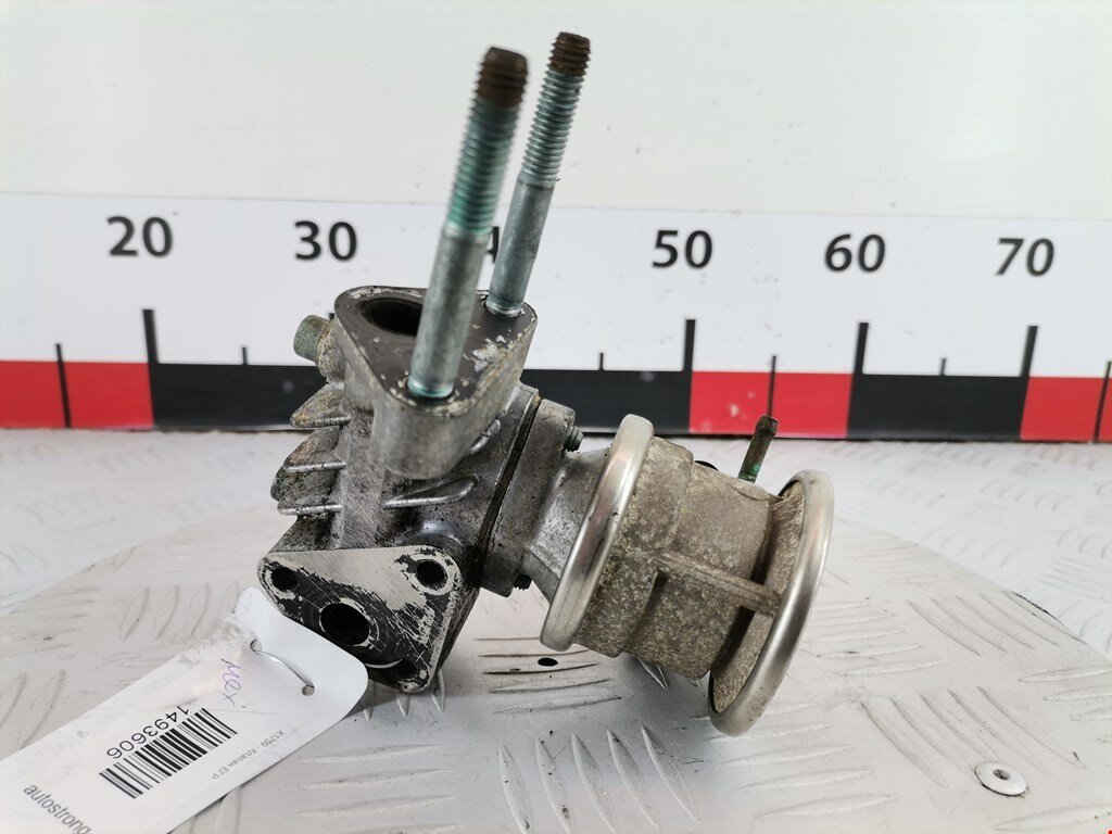 Клапан ЕГР EGR Audi A3 8L 06A131351H арт. 1493606