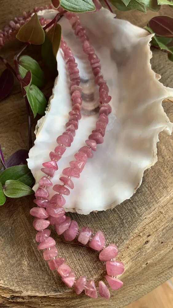 Бусы, турмалин