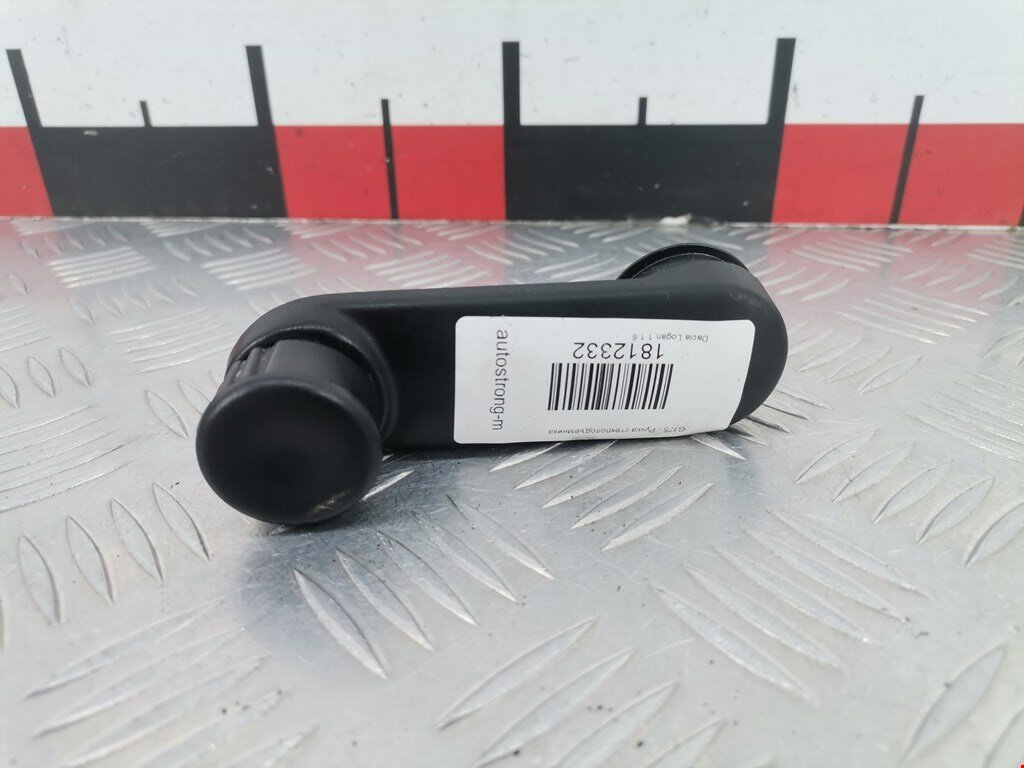 Ручка стеклоподъемника Renault Logan 1 8200673745 арт. 1812332