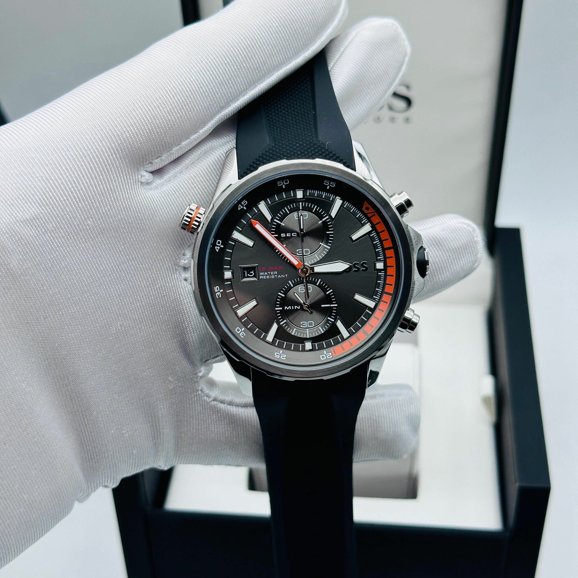 Наручные часы BOSS