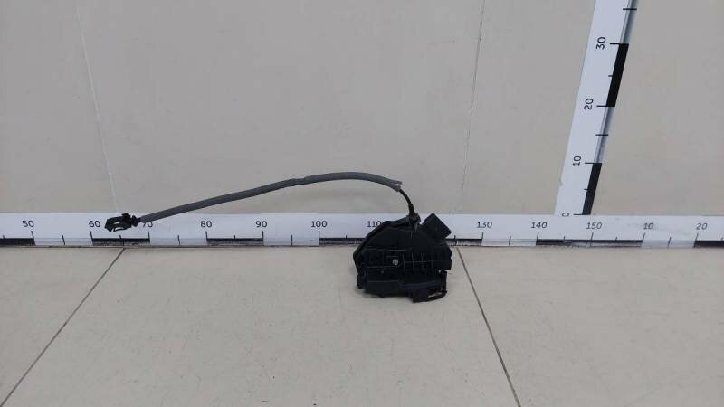 Замок двери передней правой Ford Focus 3 2011 кат.номер: BM5AA21812DB 2070958