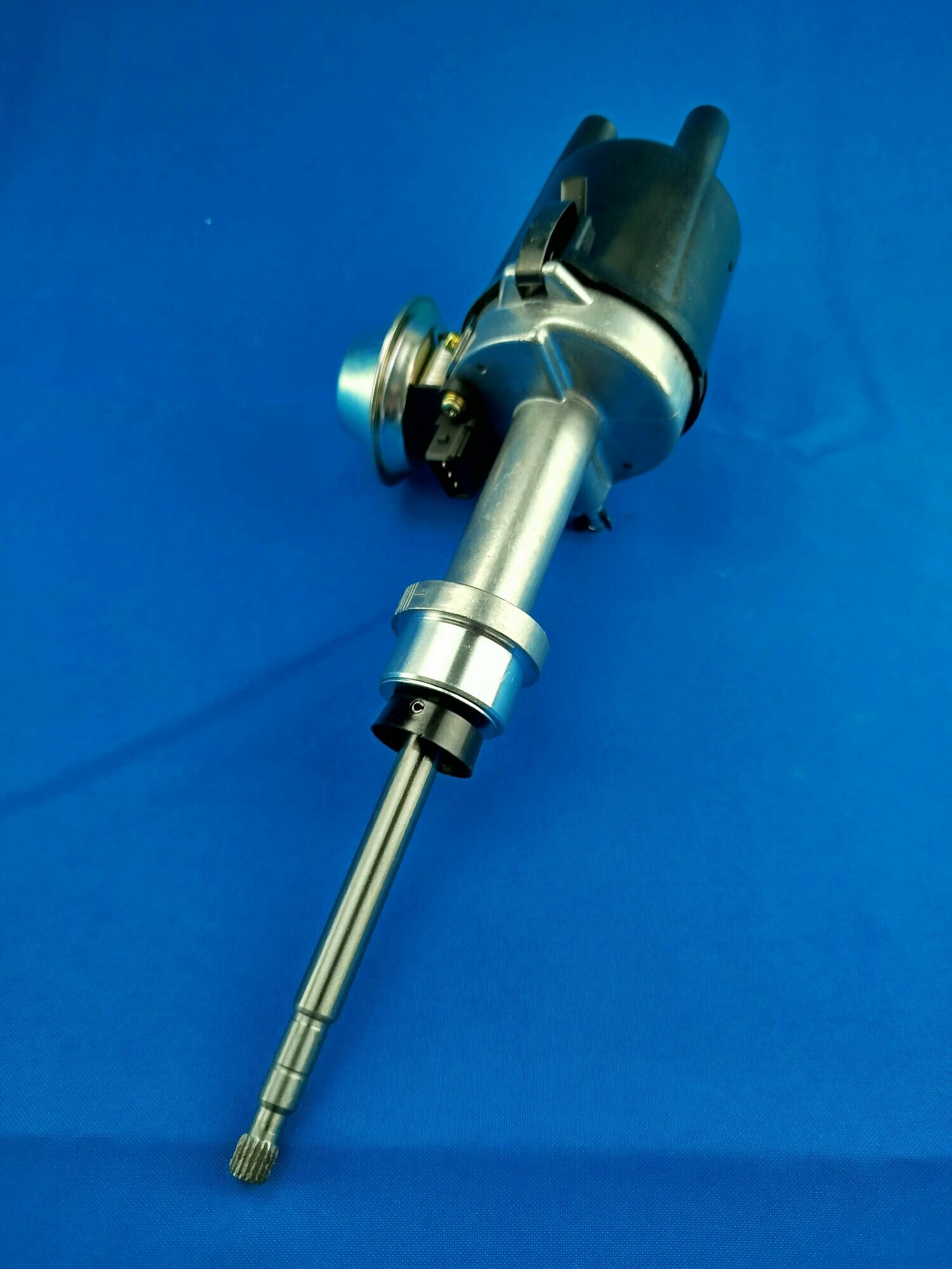 Распределитель зажигания "HOFER" для автомобилей ВАЗ 2103 -2106 б/контактный (38.3706)