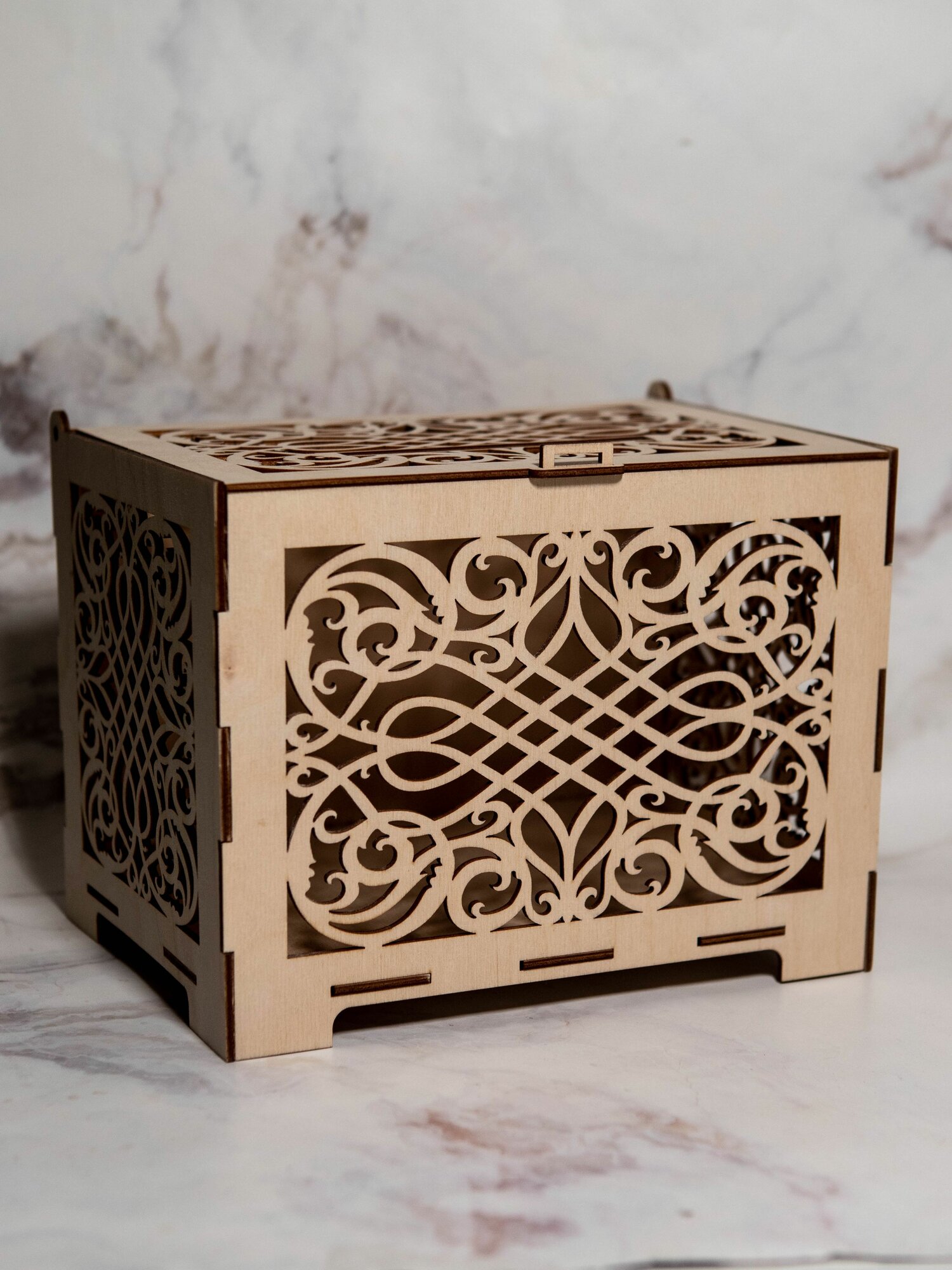 Шкатулка для украшений Деревянная Резная