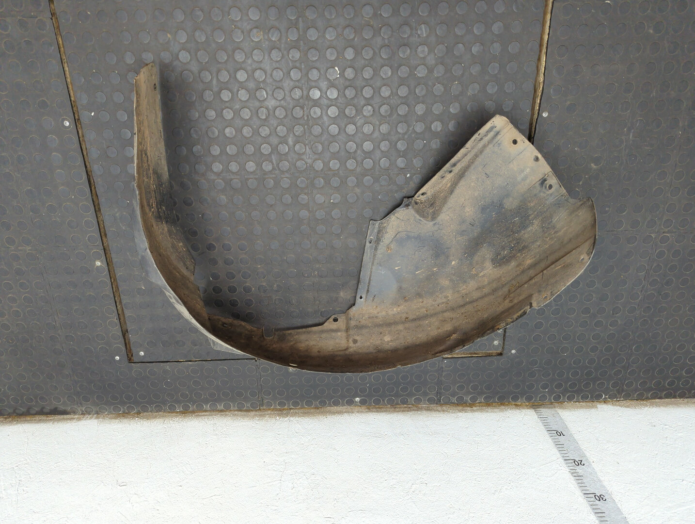 Защита арок (подкрылок) правая передняя Audi A6 (C5) Б/У