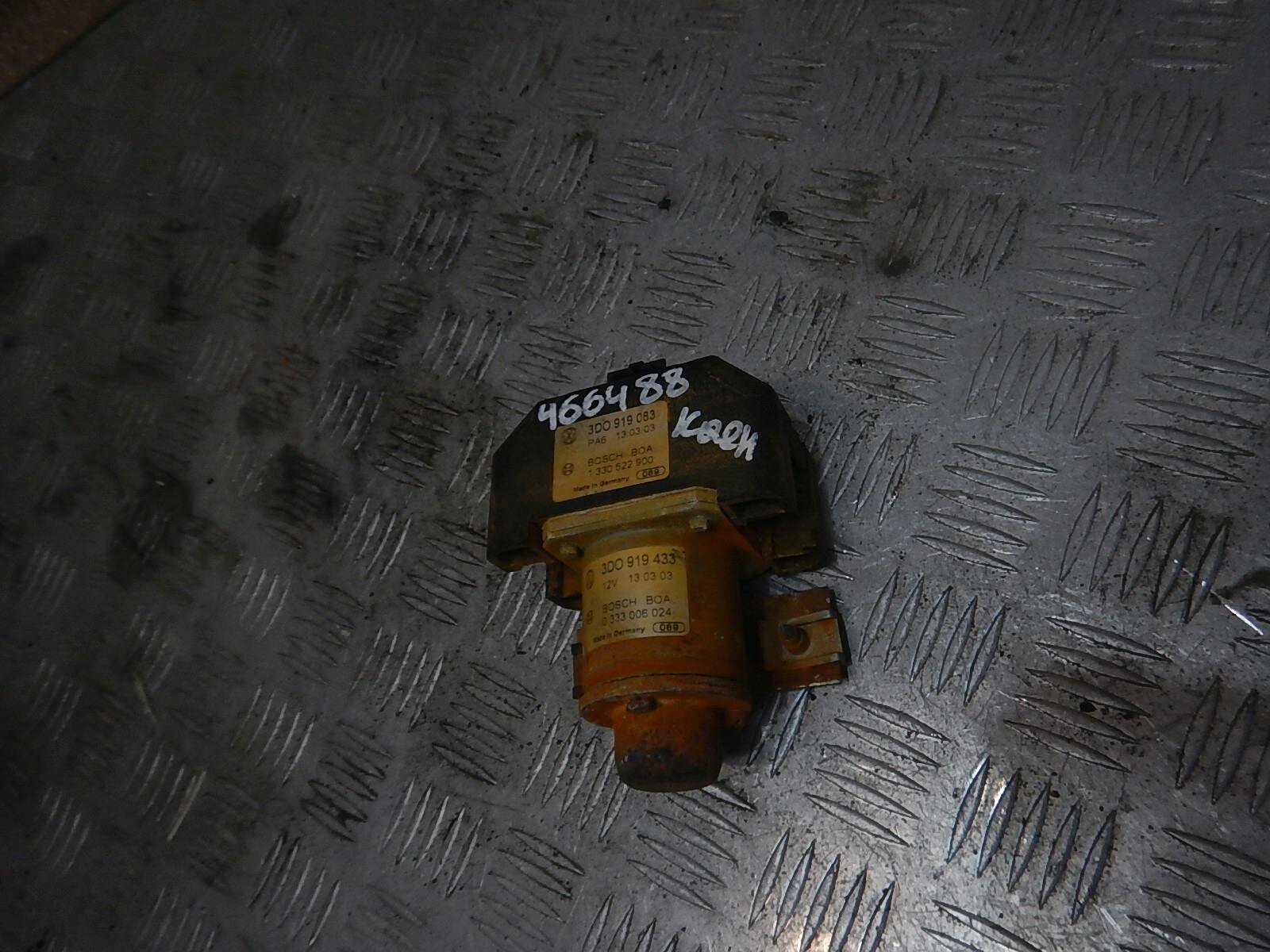 Б/У Пиропатрон АКБ, Porsche (Порше)-CAYENNE (03-10) PORSCHE CAYENNE (03-10) Без видимых повреждений. 466488 VAG арт. 3D0...