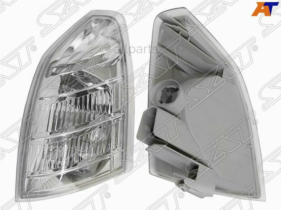 SAT ST-215-1599L-A-C Габарит Nissan X-Trail 00-07 (Слева)