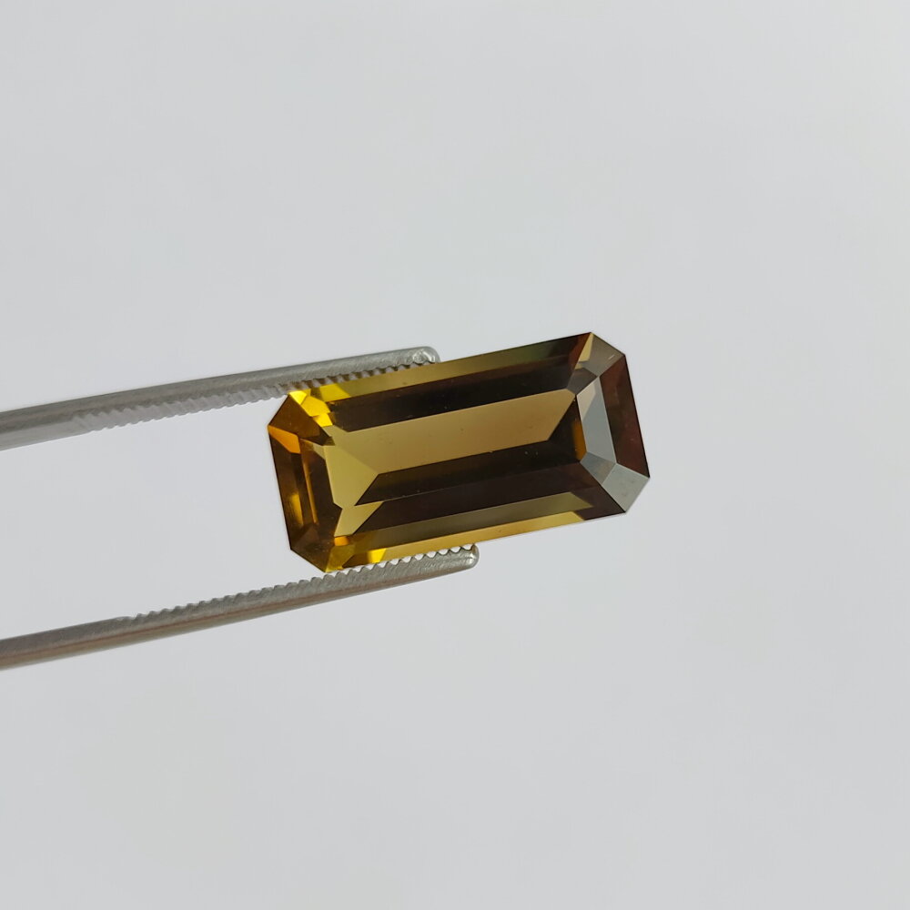 Ограненный Цитрин 10.5 карат "True Stones"
