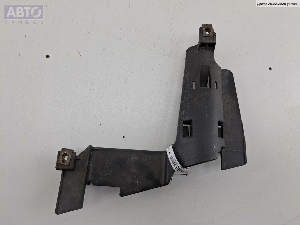 Крепление фары левой BMW 3 E46 (1998-2006)