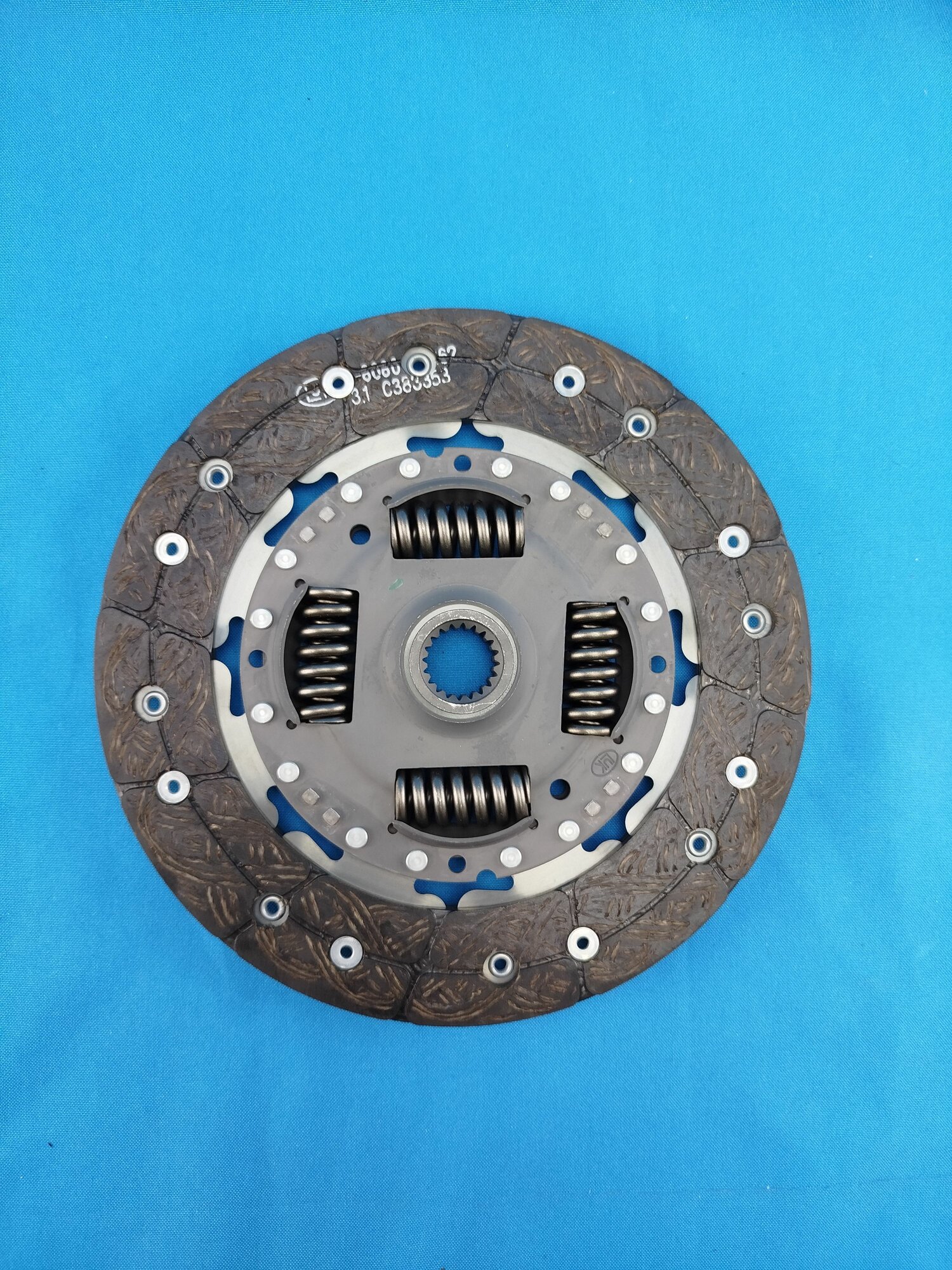 Диск сцепления ведомый "ВАЗ" для автомобилей Веста 1.6л, Ларгус 8кл.