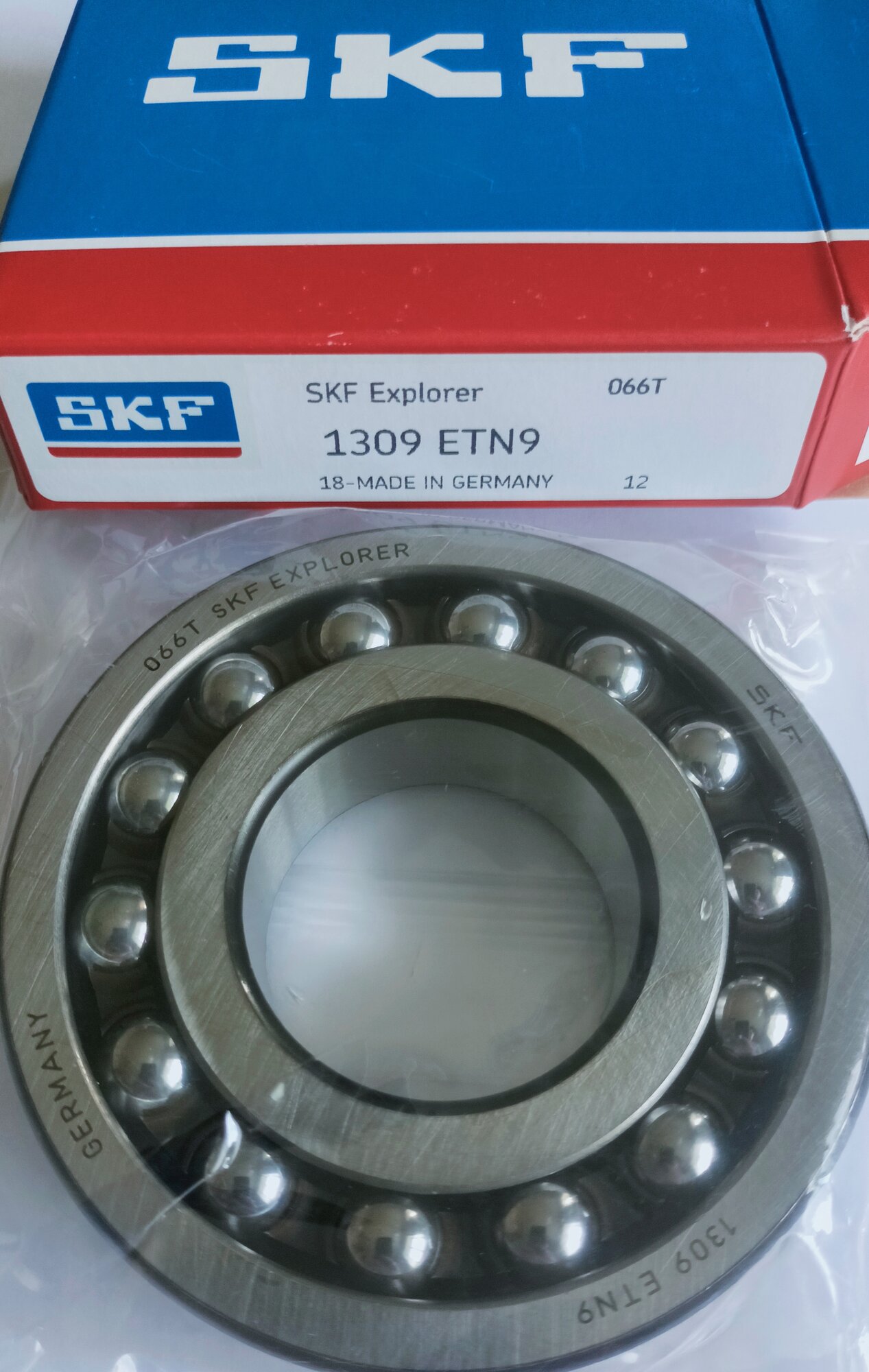 Подшипник 1309 ETN9 (SKF) шариковый (100х45х25)