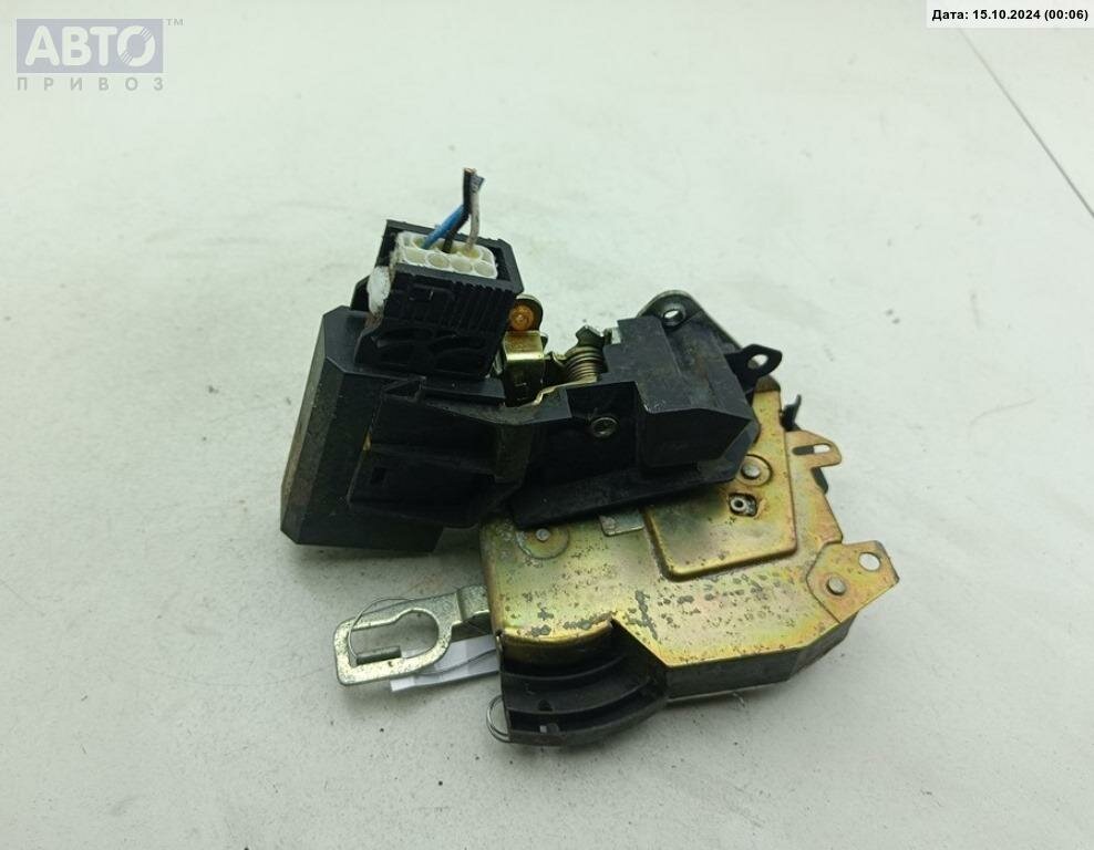 Замок двери передней правой BMW 3 E36 (1991-2000)