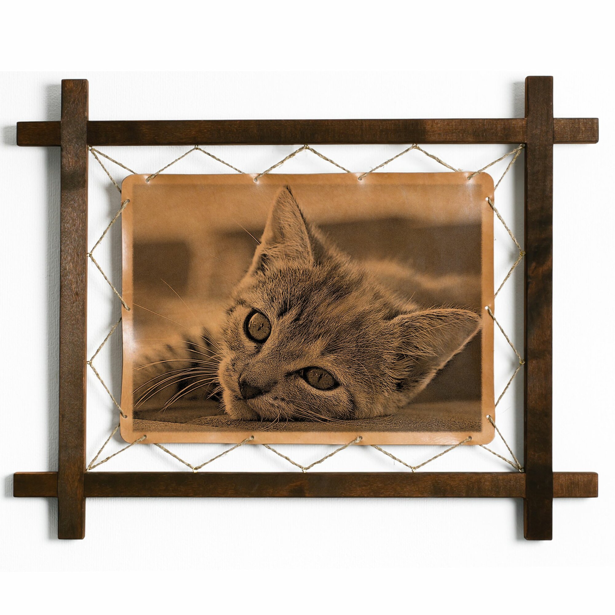 Картина интерьерная, натуральная кожа, "Серый кот", в деревянной раме, BoomGift