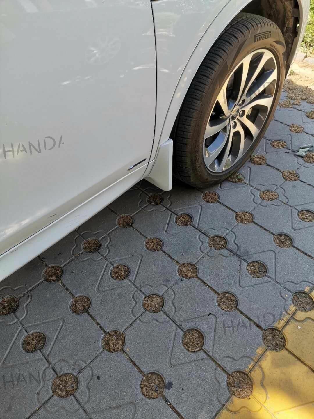 Брызговик для Land Rover Discovery Sport R-dynamic 2022-2025 C51D — брызговик на крыло, замена и установка модели