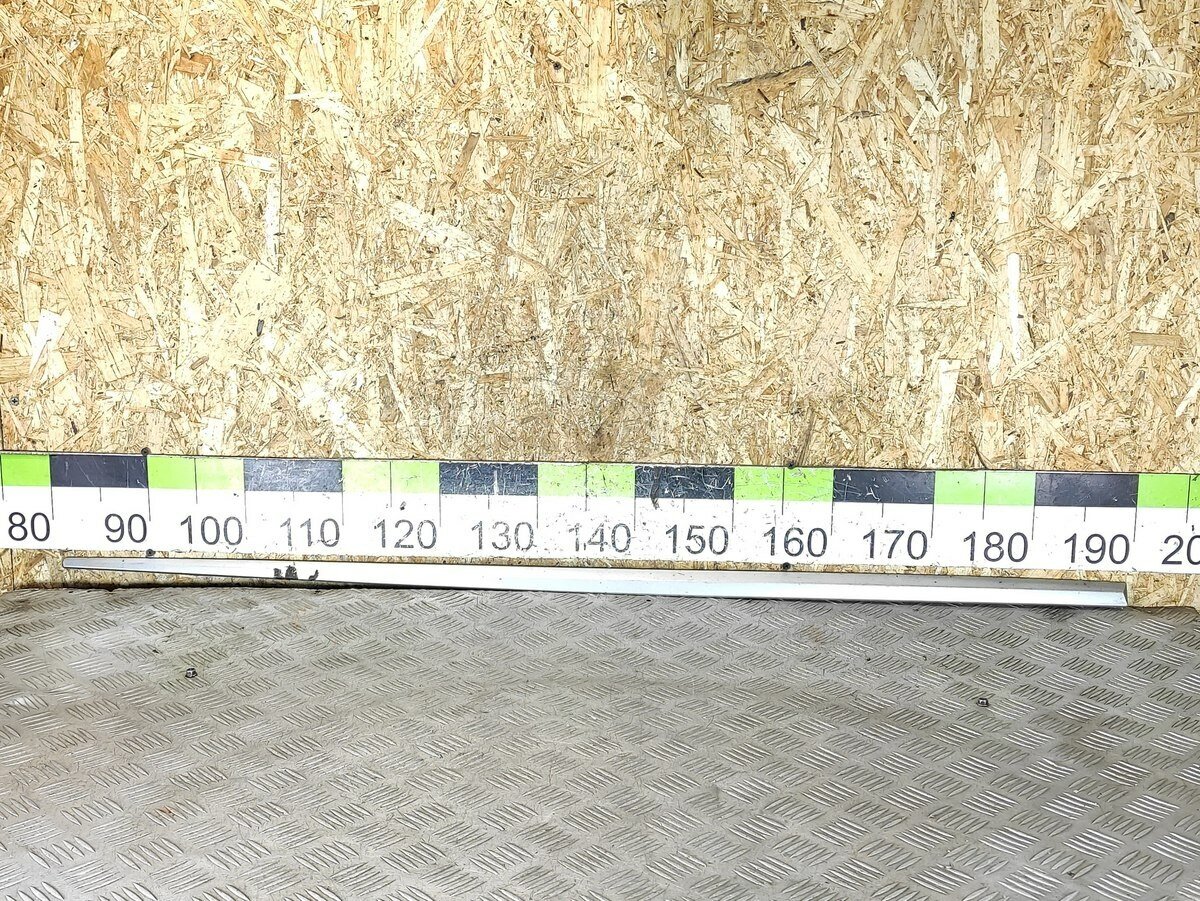 Молдинг двери передней правой GREAT WALL HOVER H5 5500012K00