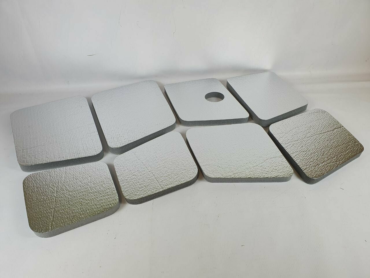 Комплект шумоизоляции капота 2107