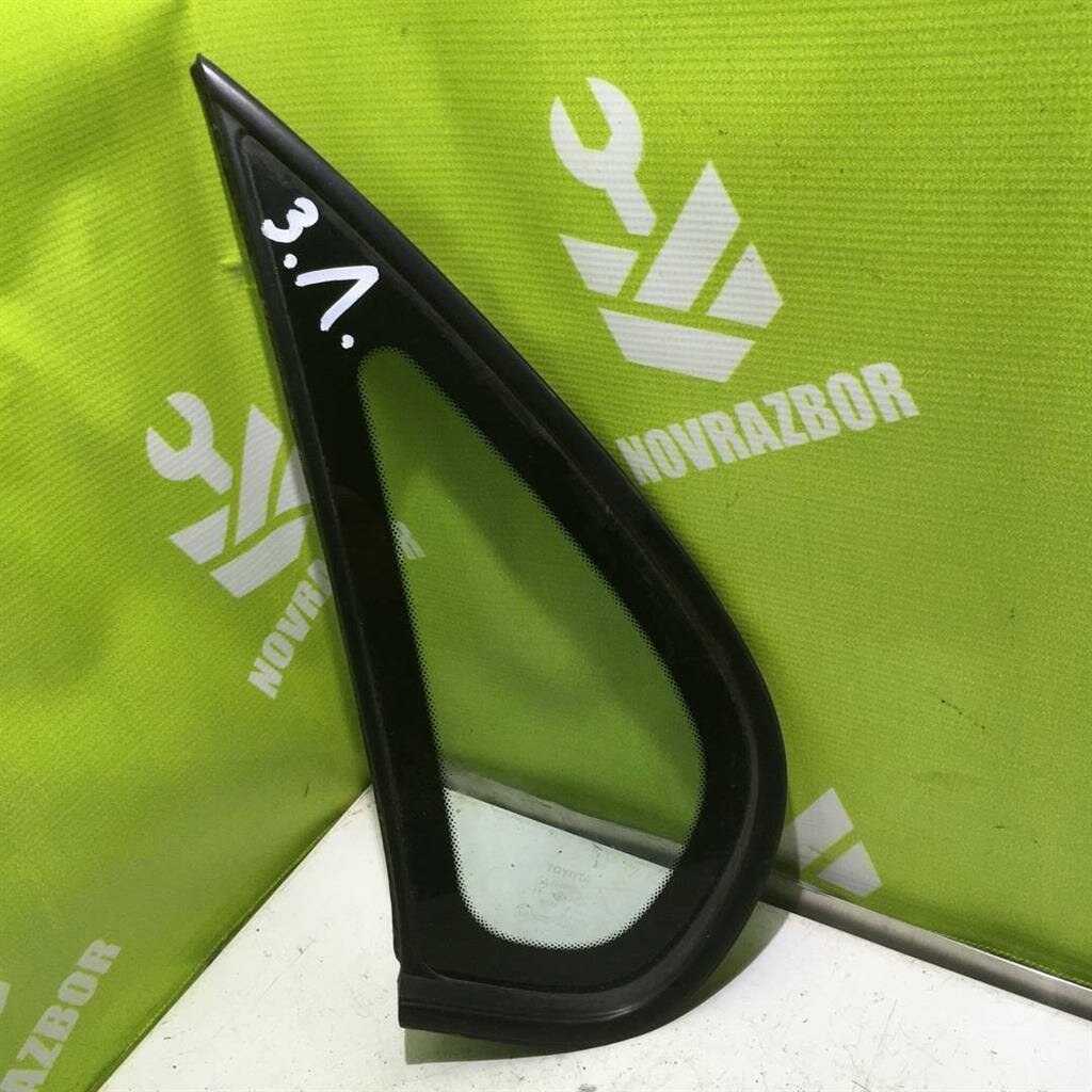 Стекло кузовное глухое левое Toyota Corolla E10 1992-1997